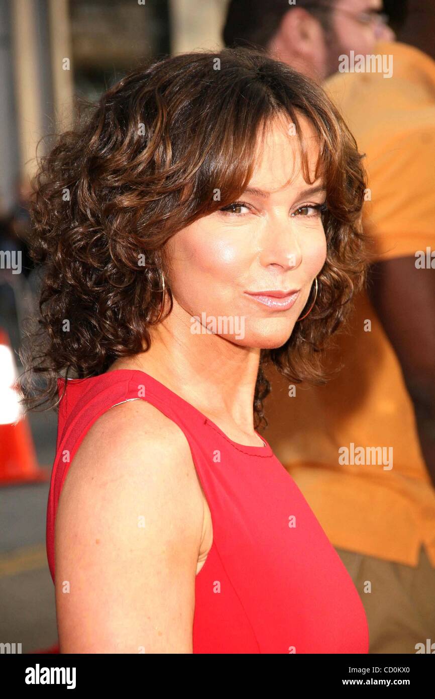 Jennifer wallace hi-res stock photography and images - Alamy