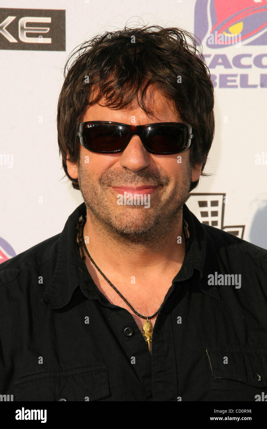Greg giraldo hi-res stock photography and images - Alamy