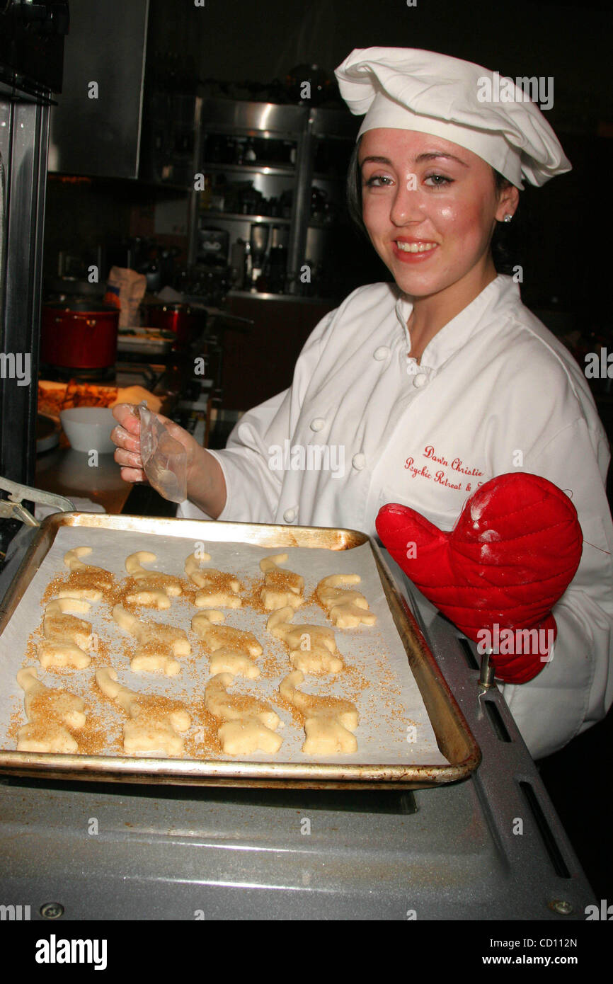 Chef feliz hi-res stock photography and images - Alamy