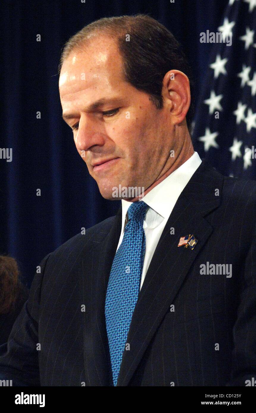 Eliot spitzer resignation hi-res stock photography and images - Alamy