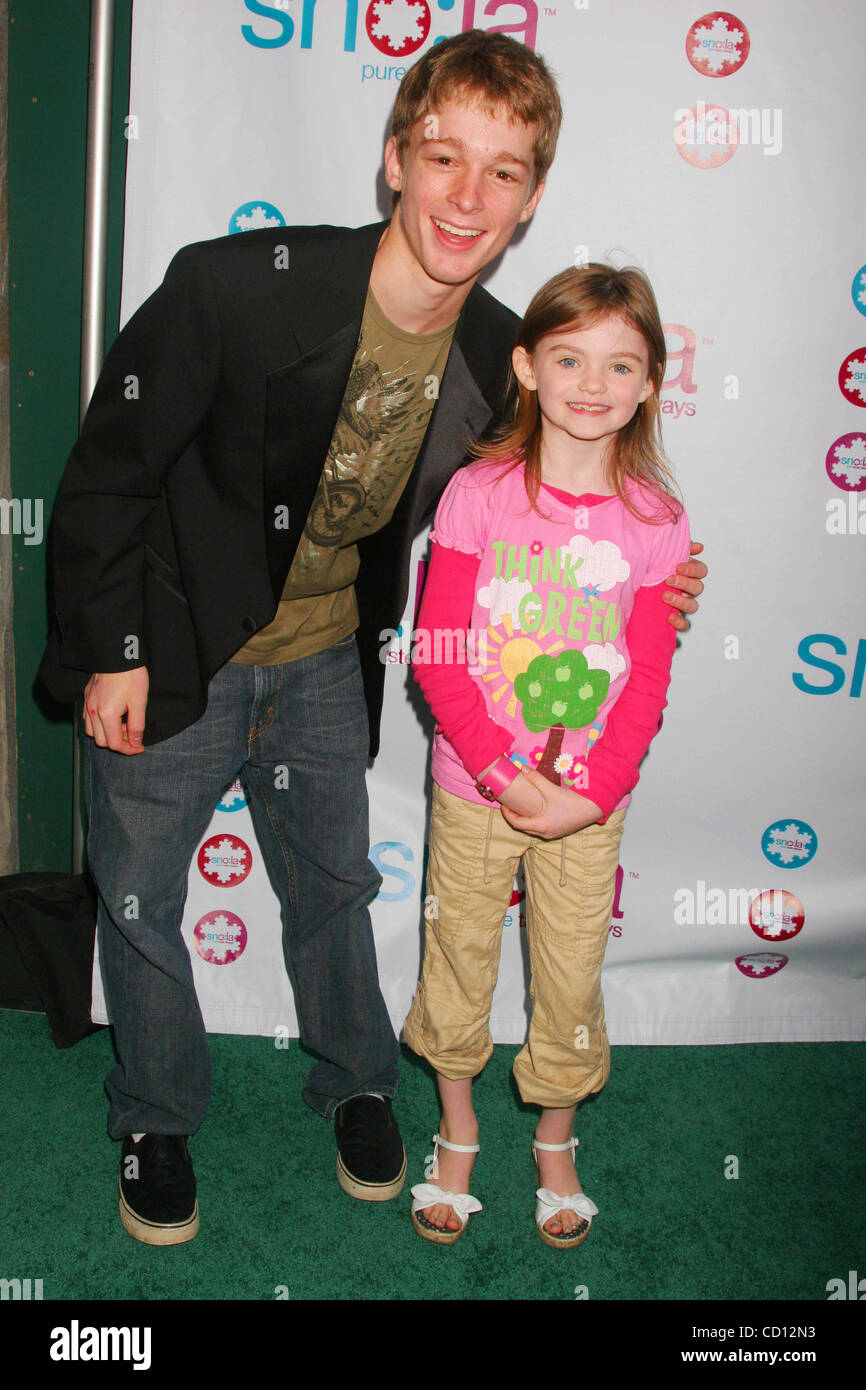 Apr. 1, 2008 - Hollywood, California, U.S. - I13152CHW.''SNO:LA'' GRAND ...