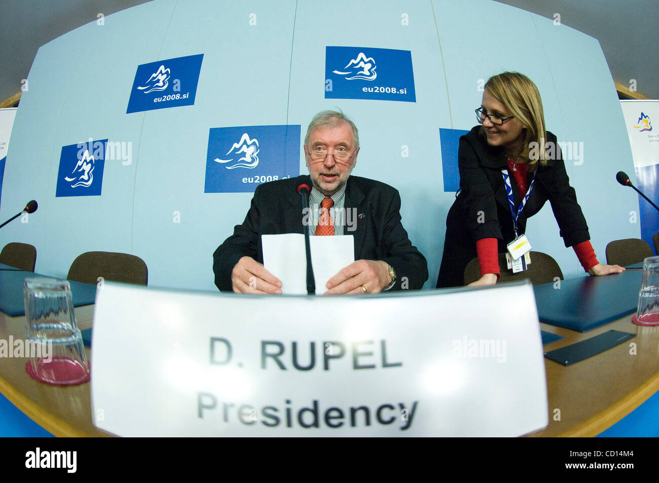 Slovenian Foreign Minister Dimitrij Rupel arrives for the signing ...
