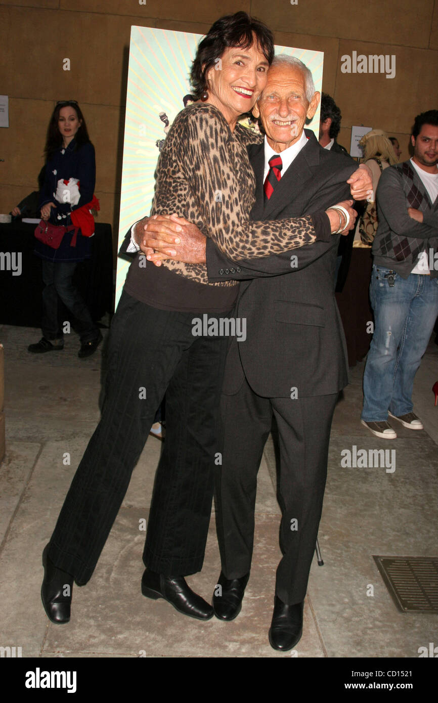 May 6, 2008 - Hollywood, California, U.S. - I13328CHW.''SURFWISE'' LOS ...