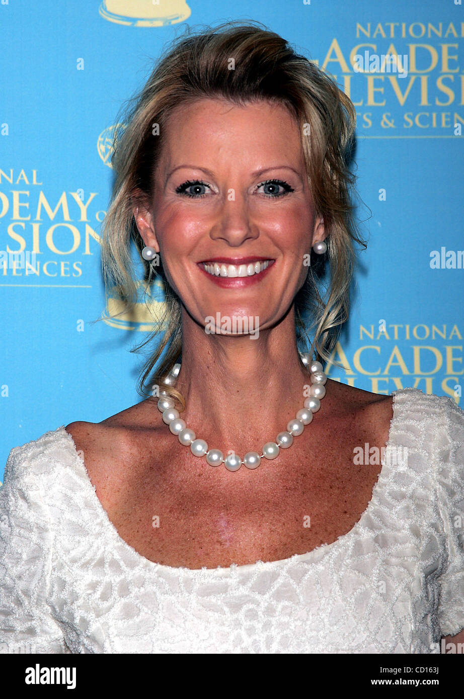 June 15, 2008 - New York, New York, U.S. - Sandra Lee arrives for the ...