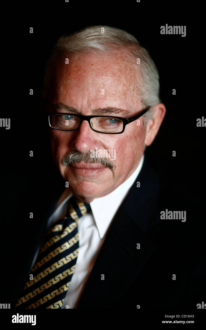 Bob Barr, the 2008 Libertarian Party presidential nominee at the ...