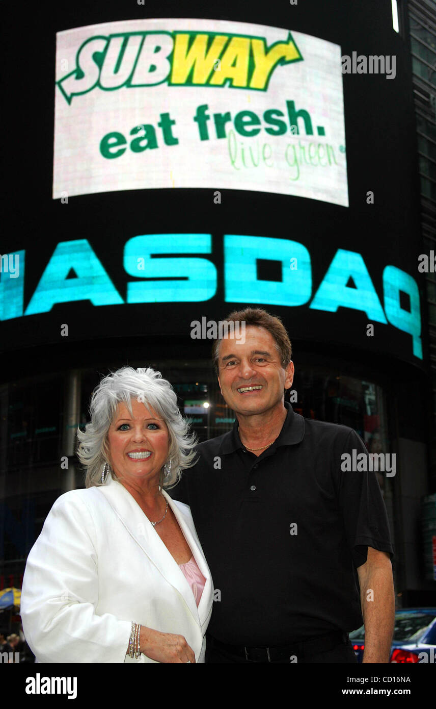 Fred deluca hi-res stock photography and images - Alamy