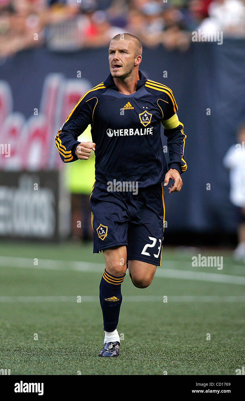 David beckham on the field hi-res stock photography and images - Alamy