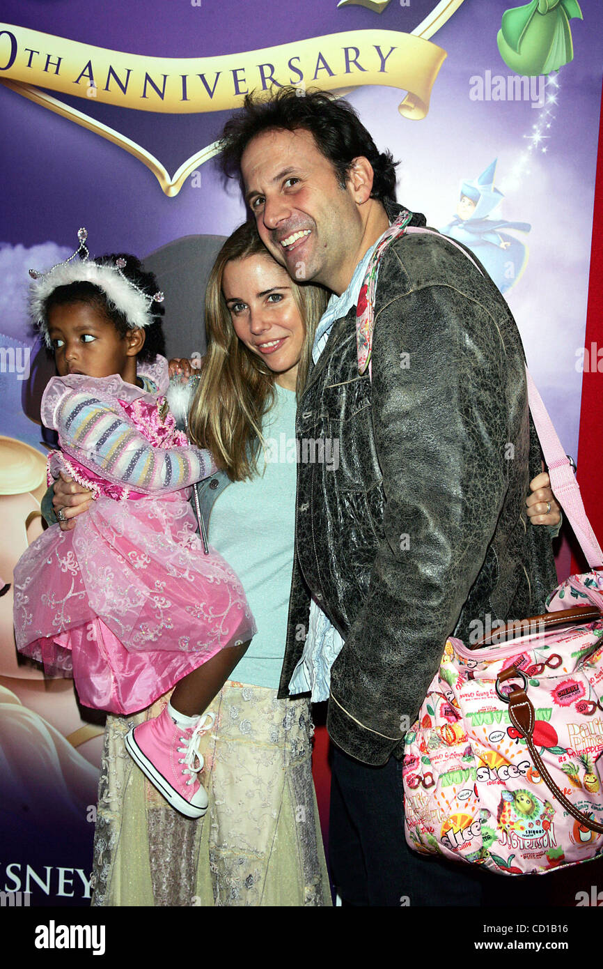 Sept. 28, 2008 - New York, New York, U.S. - KERRY BUTLER AND FAMILY ...