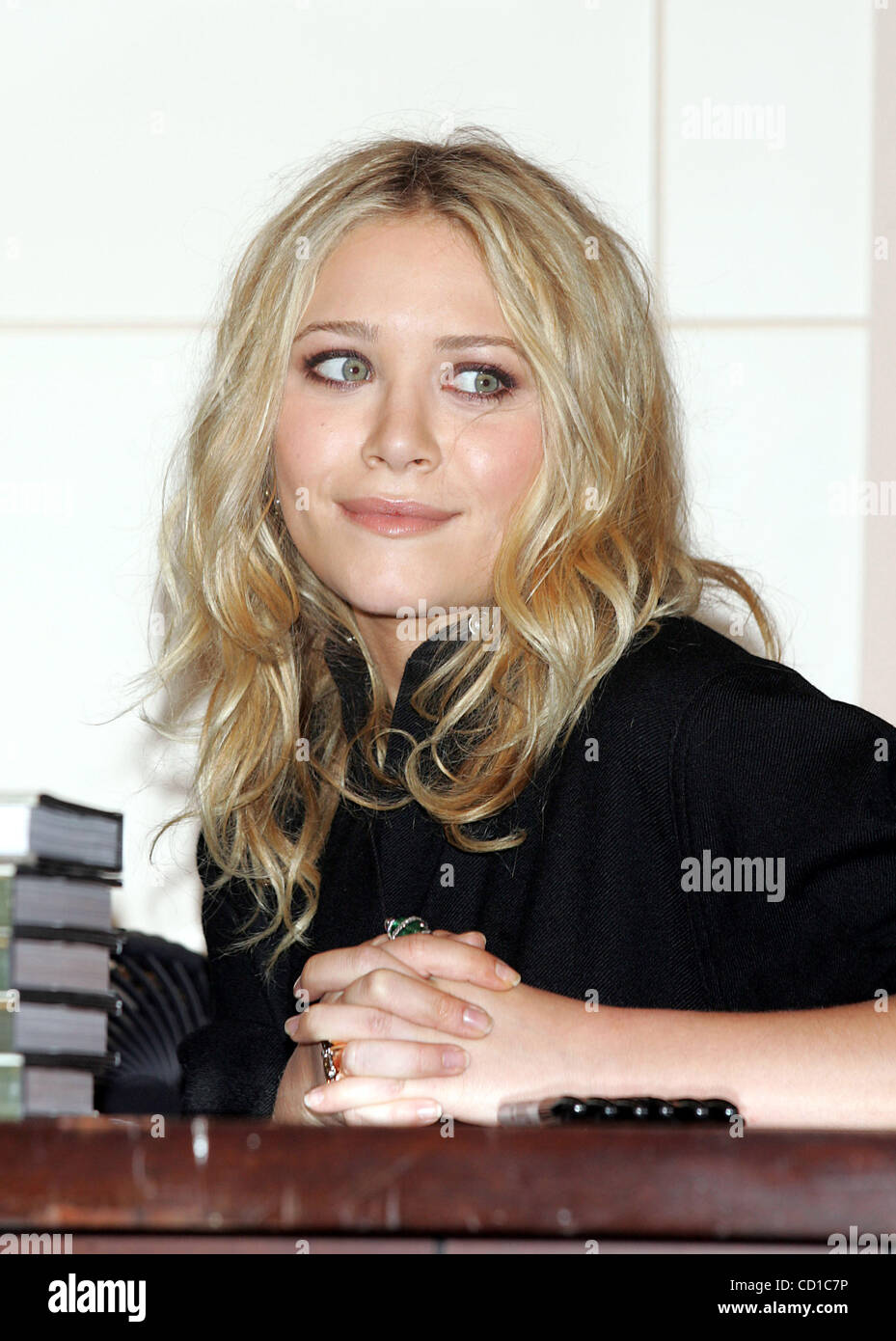 Mary Kate And Ashley 2008