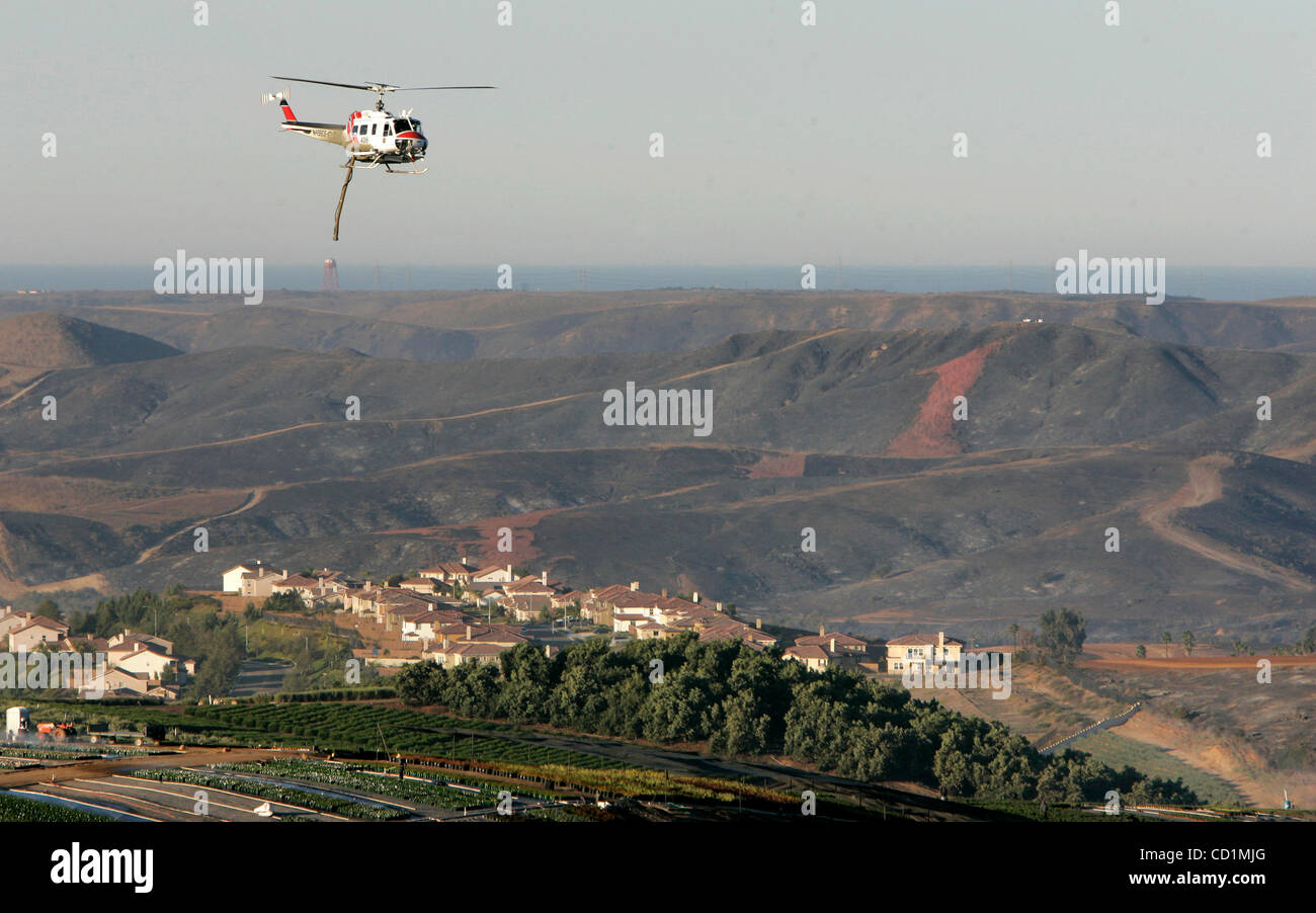 Calfire helicopter hi-res stock photography and images - Alamy