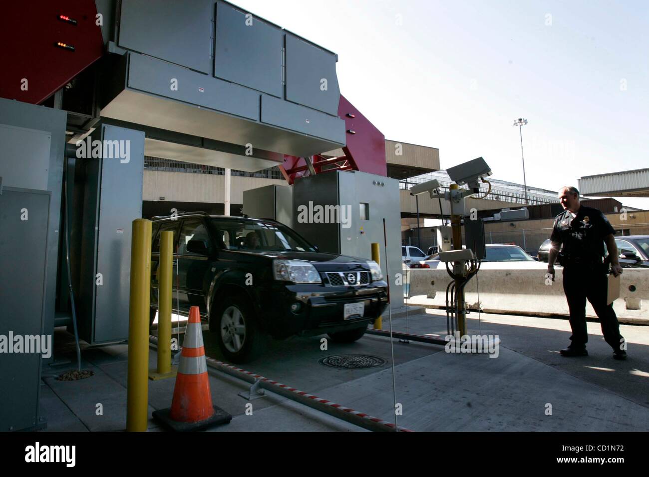 Us customs service hi-res stock photography and images - Alamy