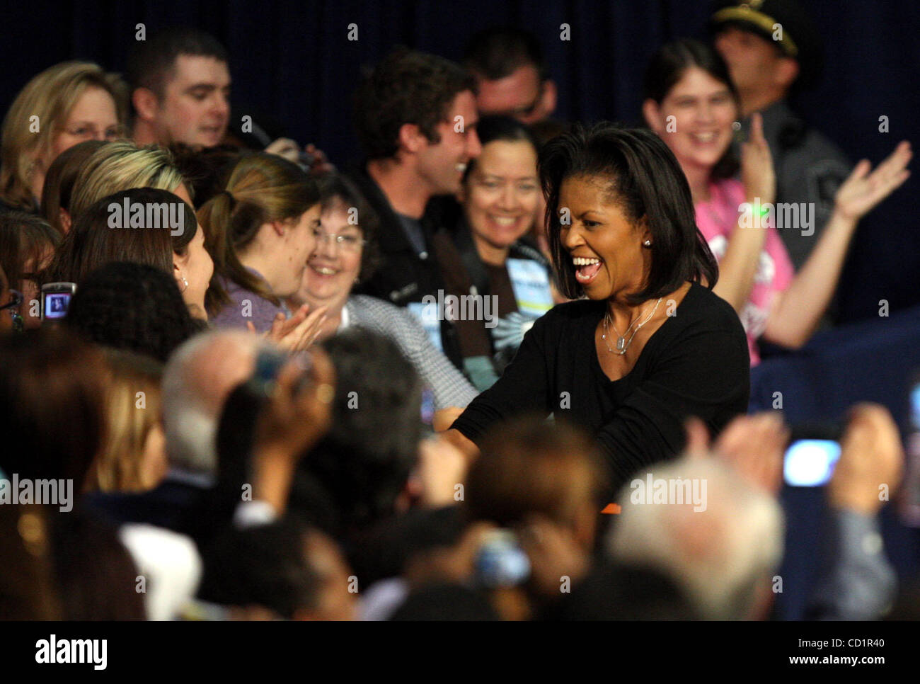 Oct 24, 2008 - Columbus, Ohio, USA - MICHELLE OBAMA, wife of Democratic ...