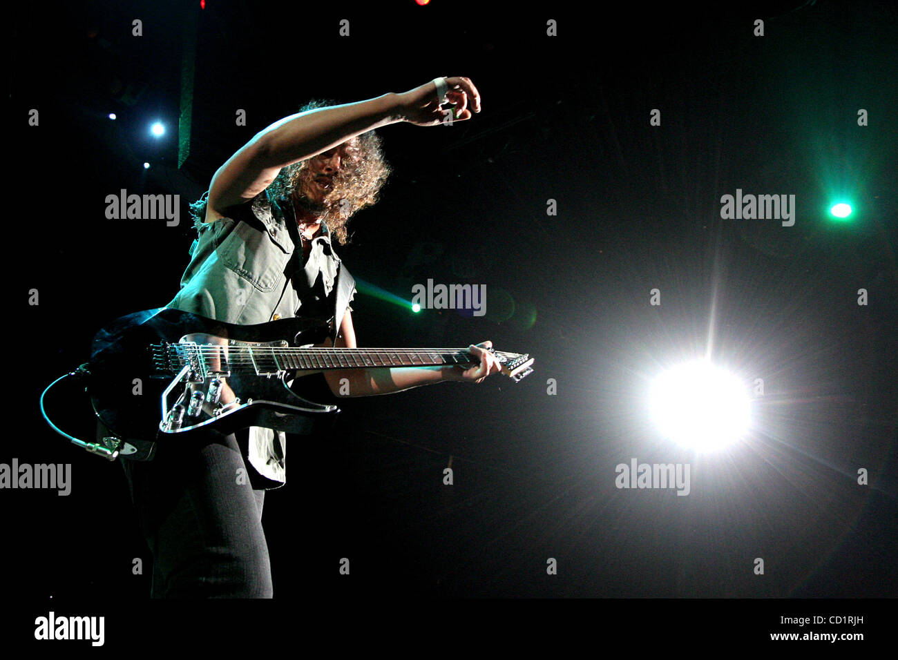 Kirk hammett guitarist metallica performs hi-res stock photography and ...