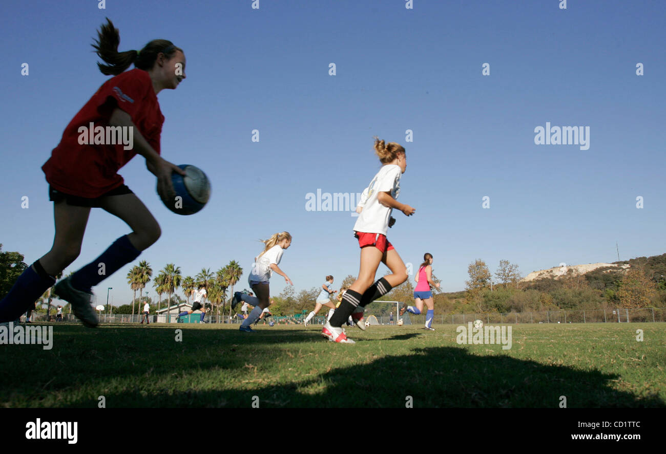 Leo express hi-res stock photography and images - Alamy
