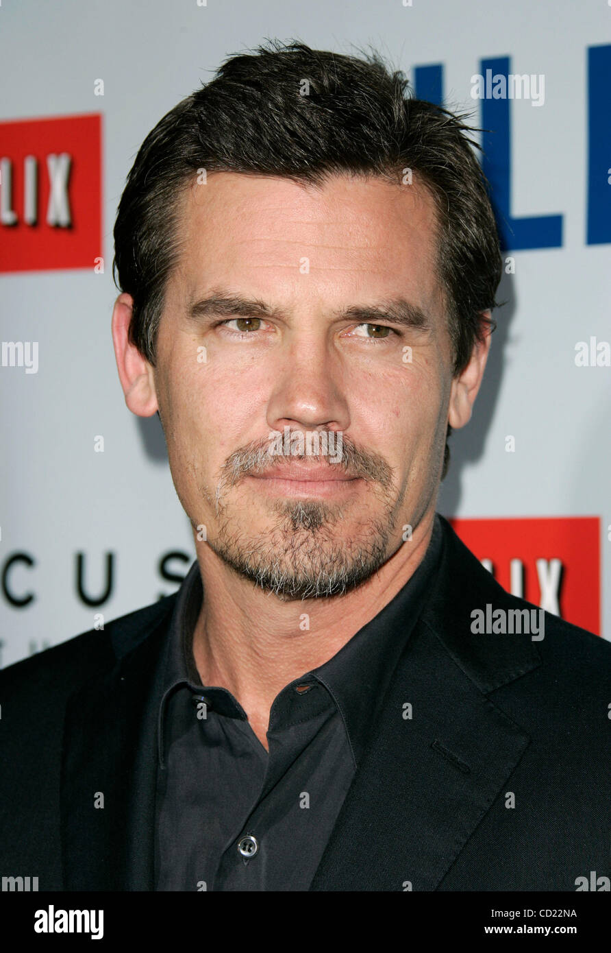 Nov 13, 2008 - Beverly Hills, California, USA - Actor JOSH BROLIN ...