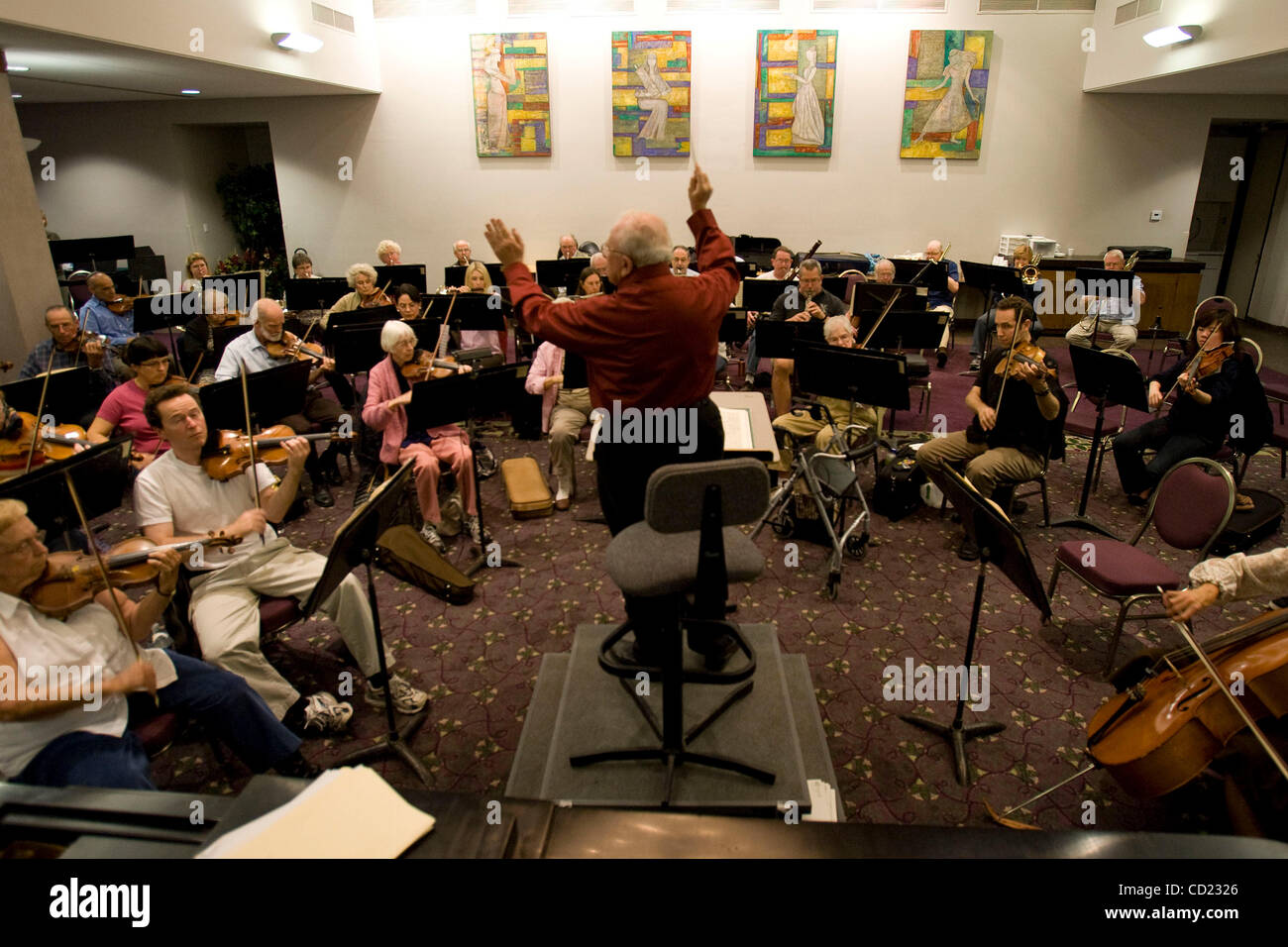November 13, 2008 San Diego California USA David Amos, conductor of the ...
