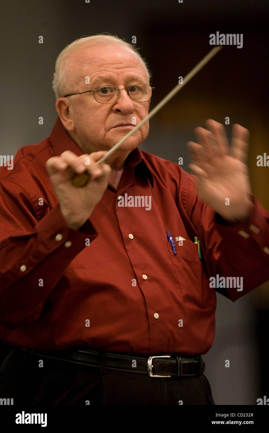 November 13, 2008 San Diego California USA David Amos, conductor of the ...