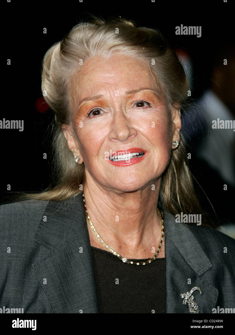 Nov 18, 2008 - Beverly Hills, California, USA - Actress DIANE LADD ...
