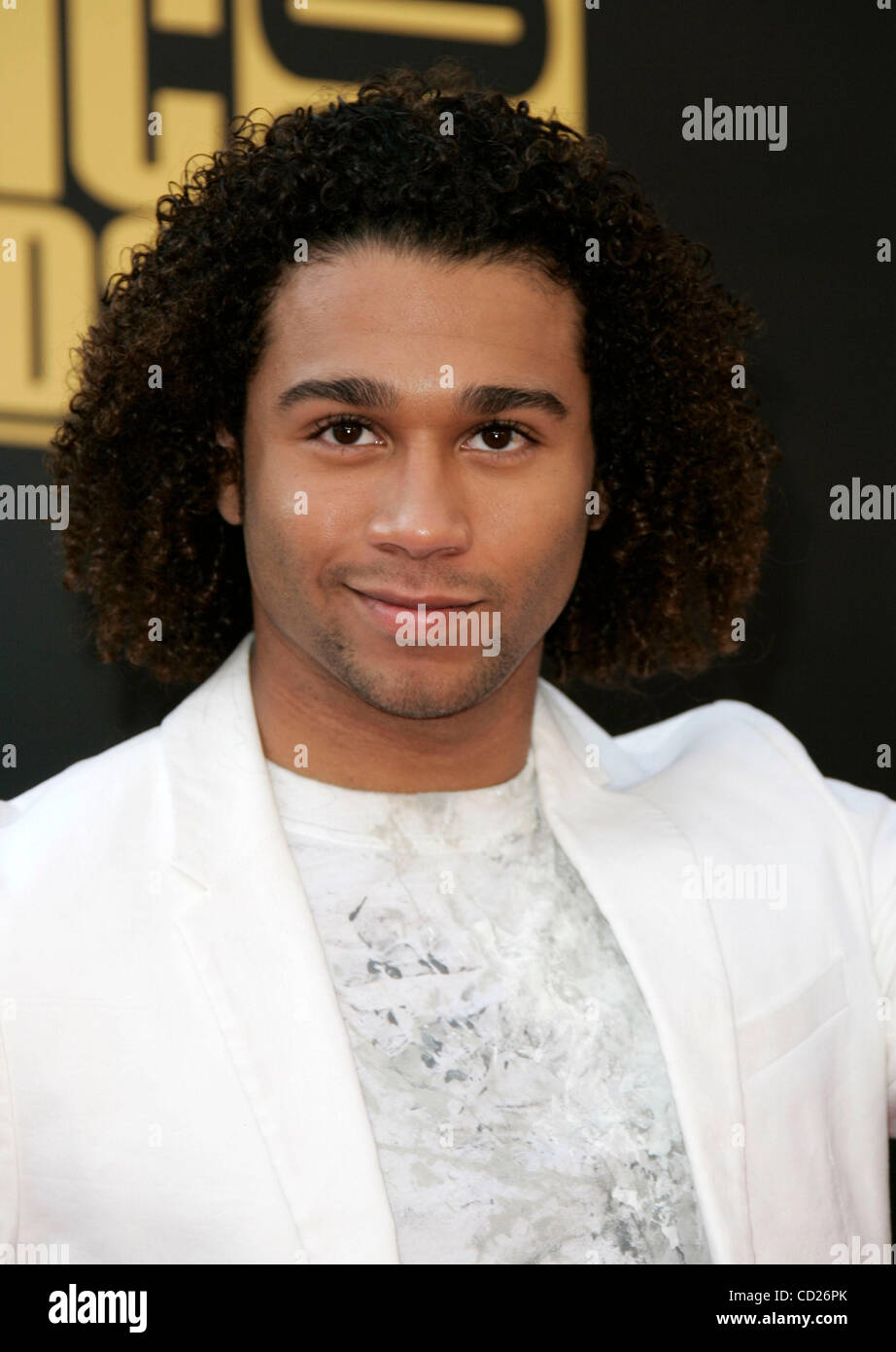 Nov 23, 2008 - Los Angeles, California, USA - CORBIN BLEU arriving at ...