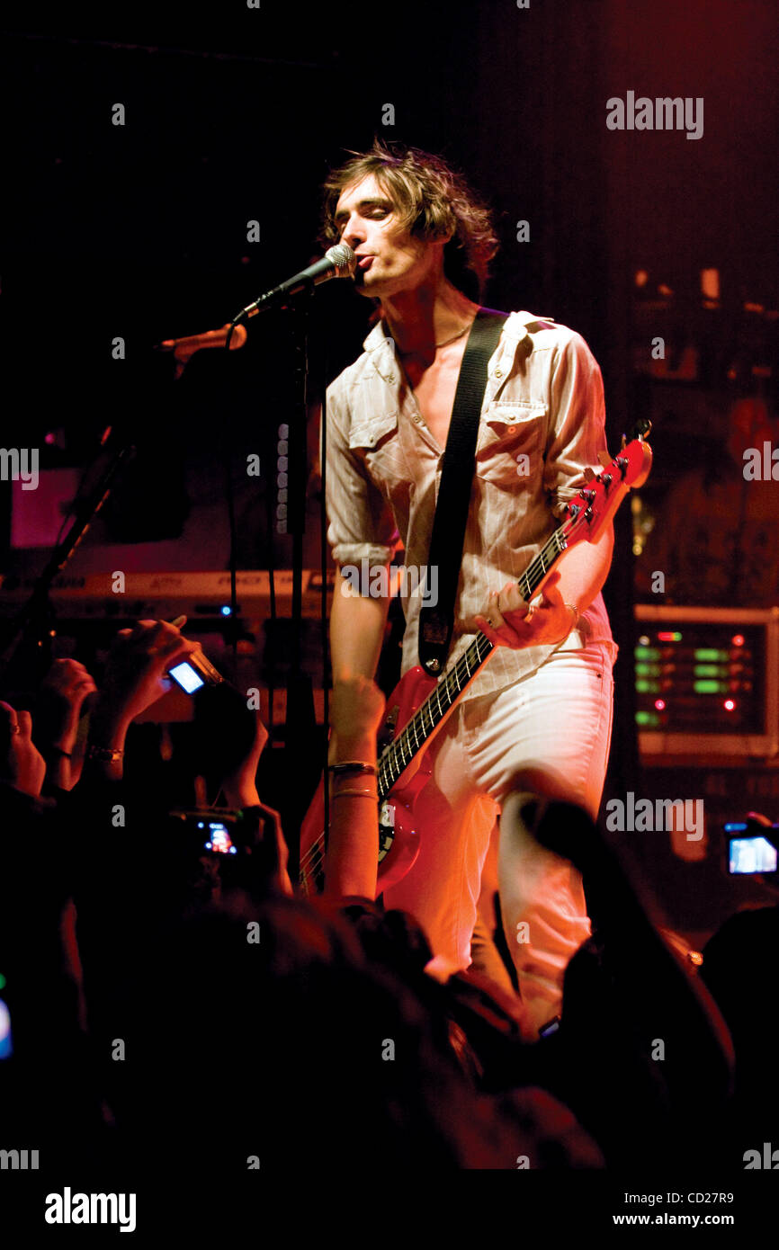 November 15, 2008 - Toronto, Ont Lead singer and guitarist Tyson Ritter ...