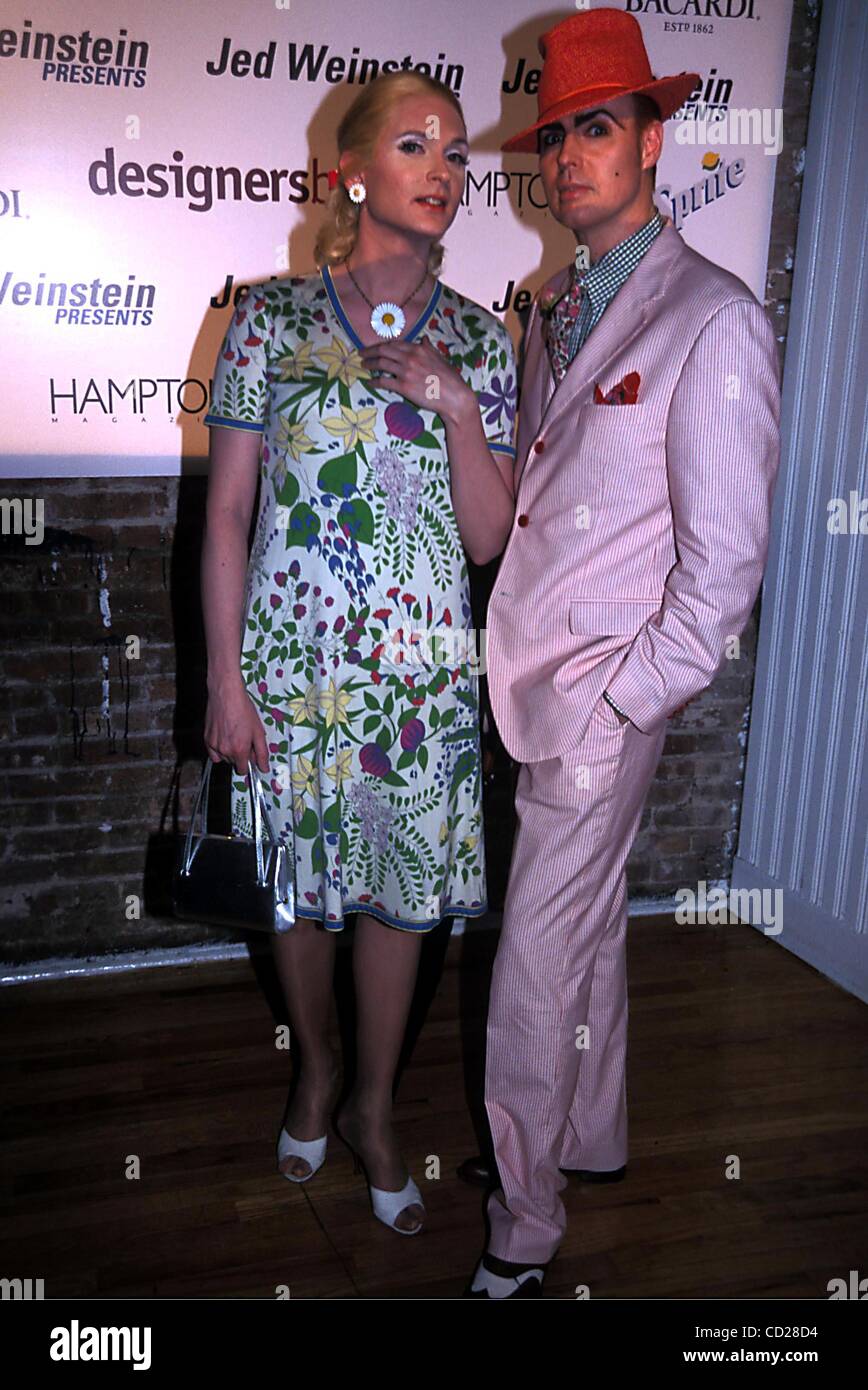 June 11, 2003 - New York, New York, U.S. - K31149JKRON.DESIGNERS BALL ...