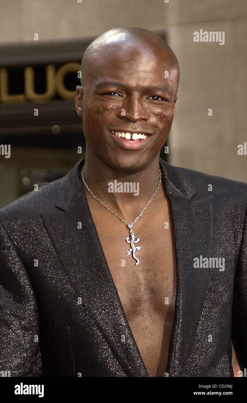 Sept. 12, 2003 - New York, New York, U.S. - K32721JKRON.NBC TODAY SHOW ...