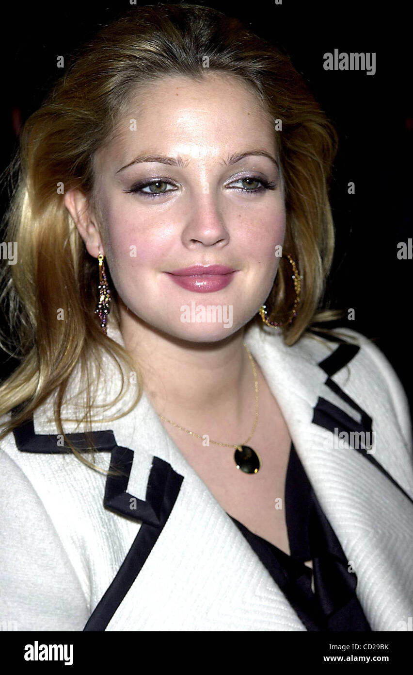 Duplex drew barrymore 2003 hi-res stock photography and images - Alamy