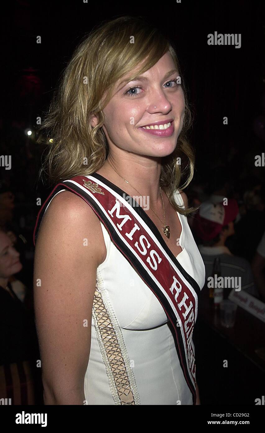 Sept. 23, 2003 - New York, New York, U.S. - K33040JKRON.MISS RHEINGOLD ...