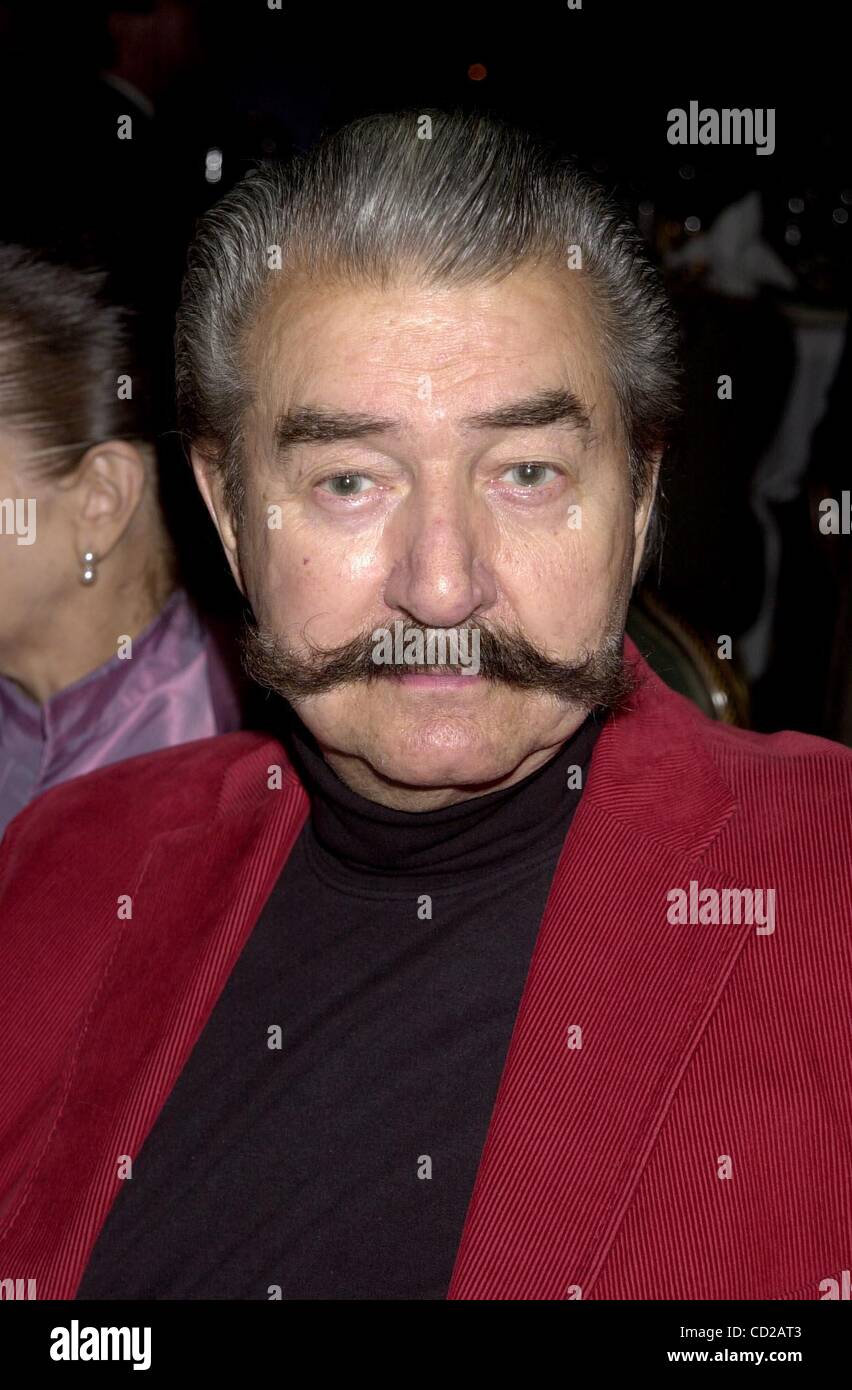 Nov. 19, 2003 - New York, New York, U.S. - K34219JKRON.''FIELD OF ...