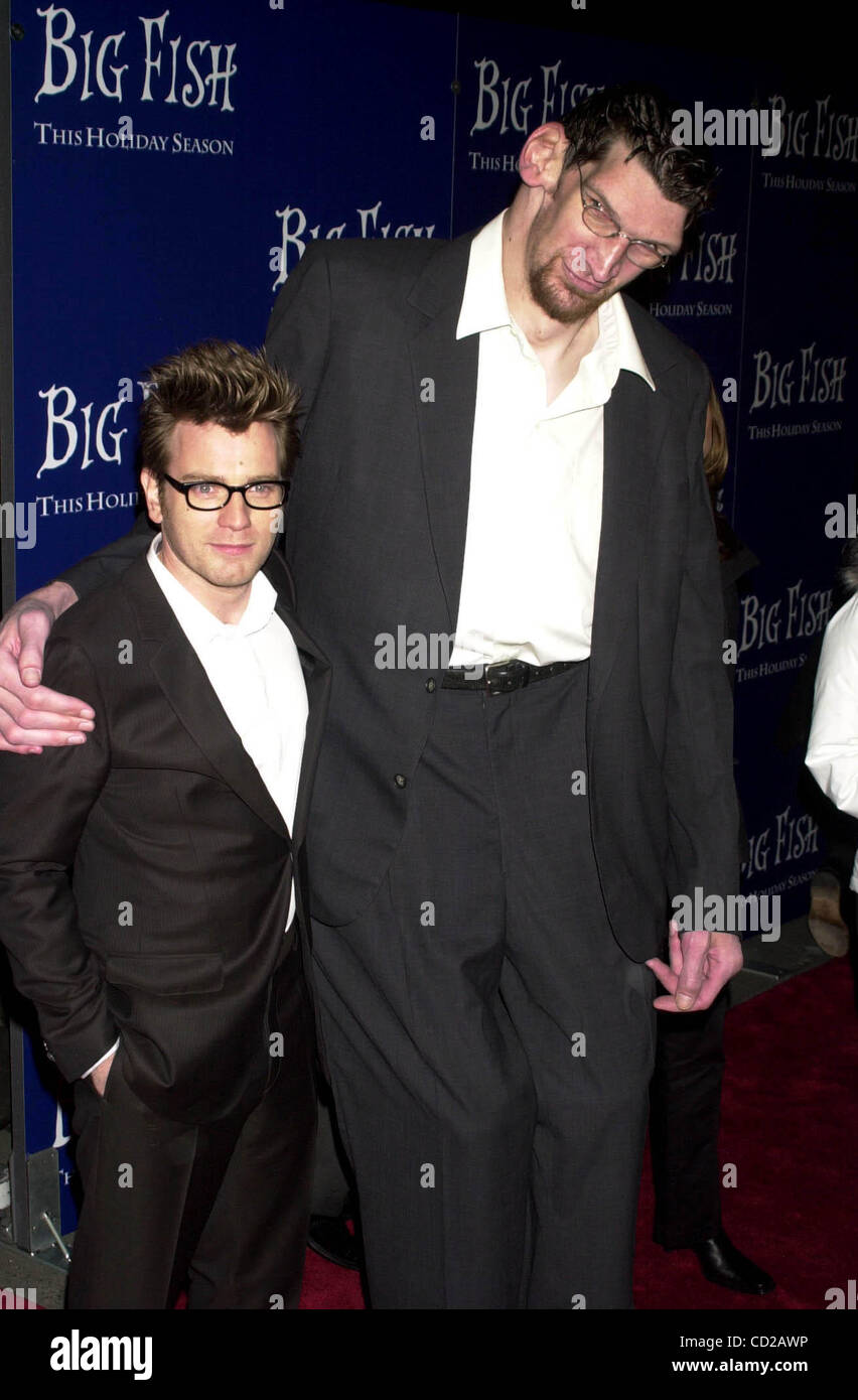 Dec. 4, 2003 - New York, New York, U.S. - K34437JKRON.BIG FISH PREMIERE ...