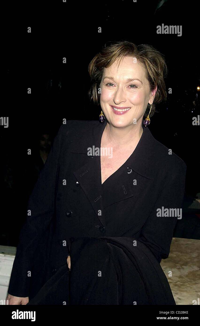 Feb. 19, 2004 - New York, New York, U.S. - K35700JKRON.OPENING NIGHT ...