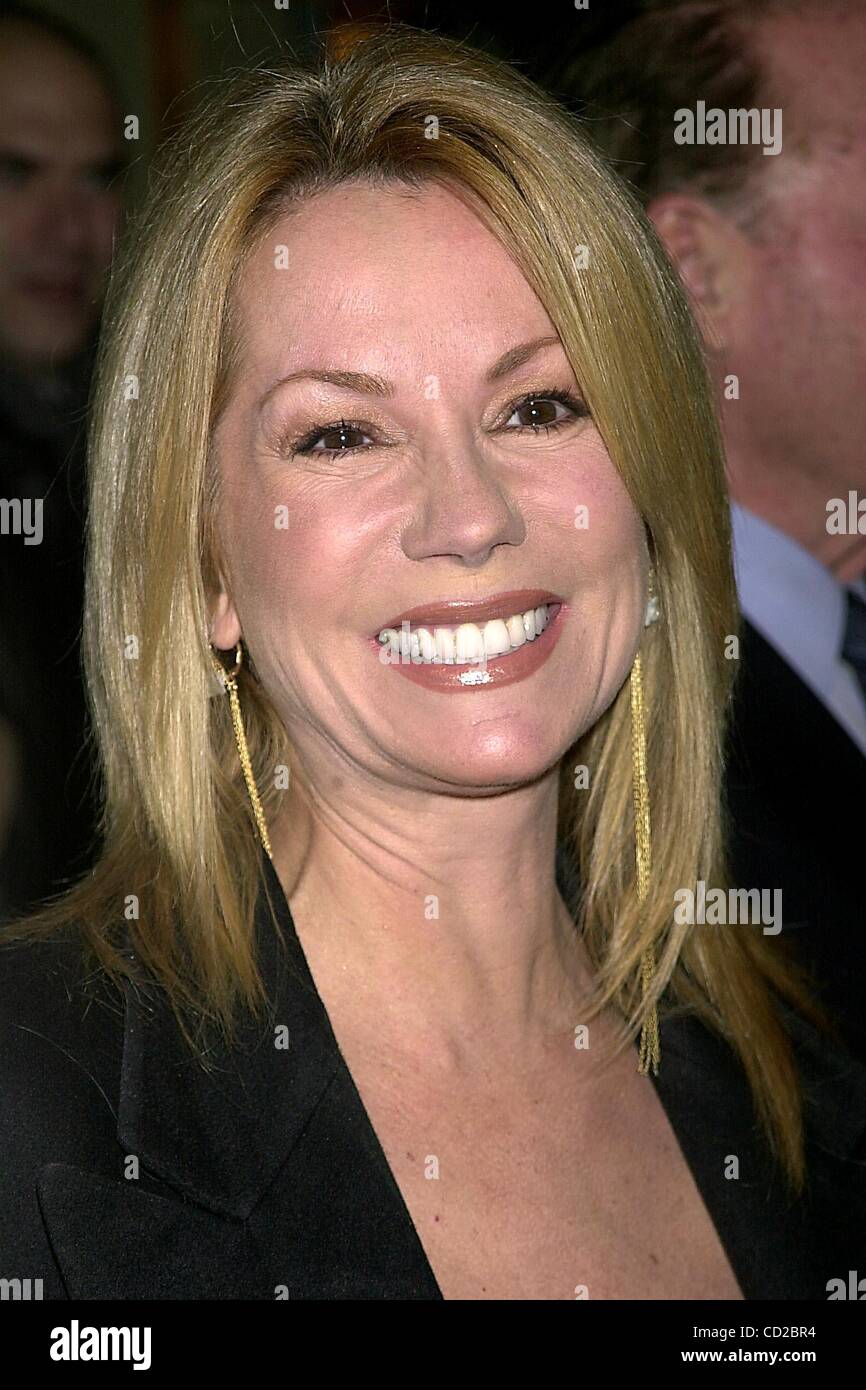 Feb. 26, 2004 - New York, New York, U.S. - K35840JKRON.FIDDLER ON THE ...