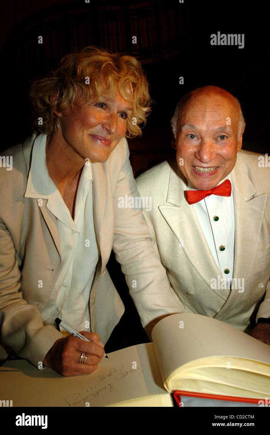 June 15, 2004 - New York, New York, U.S. - K37870JKRON.GEORGE LANG'S ...