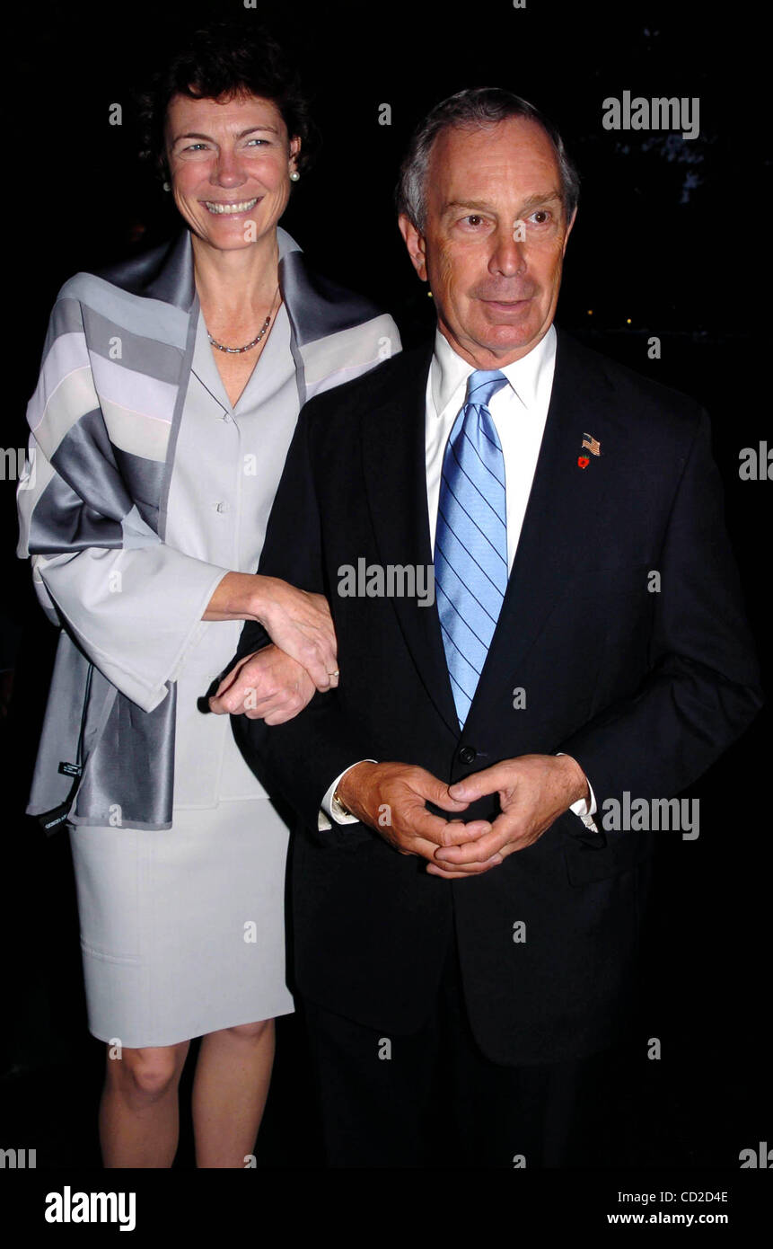 July 13, 2004 - New York, New York, U.S. - K38320JKRON.SUMMER BENEFIT ...