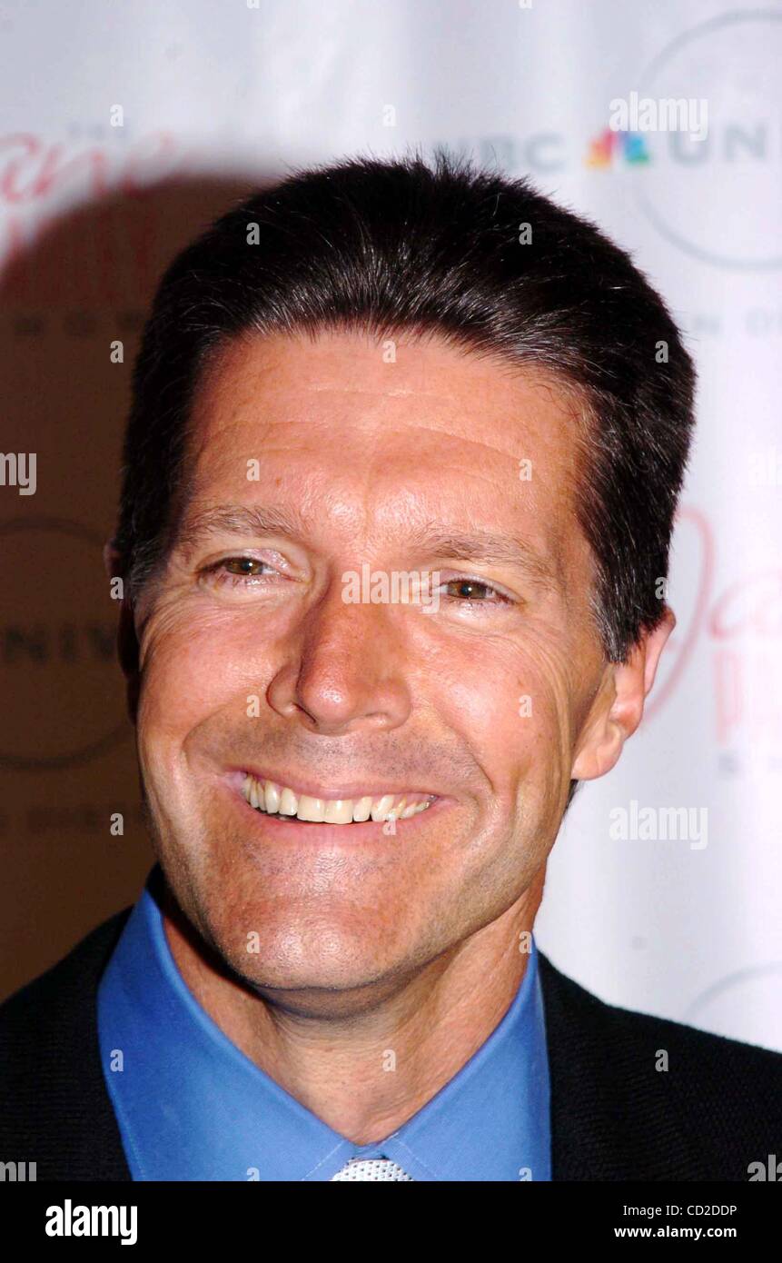 Aug. 25, 2004 - New York, New York, U.S. - K38935JKRON.THE JANE PAULEY ...