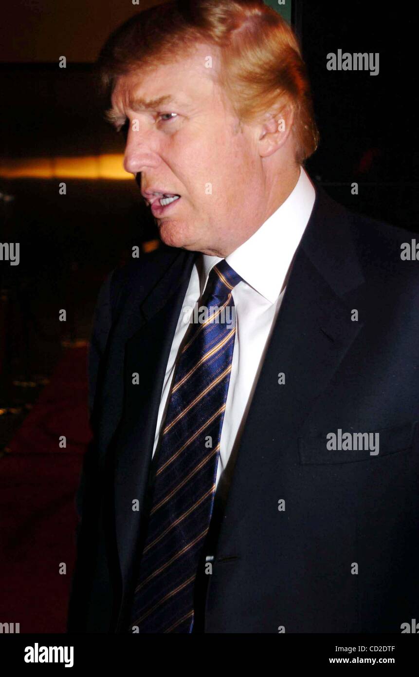 Sept. 22, 2004 - New York, New York, U.S. - K39586JKRON.ABC NEWS HONORS ...