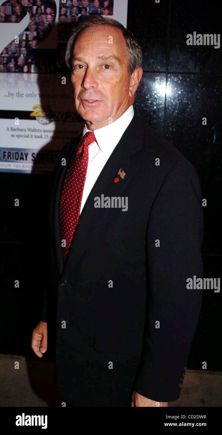 Sept. 22, 2004 - New York, New York, U.S. - K39586JKRON.ABC NEWS HONORS ...