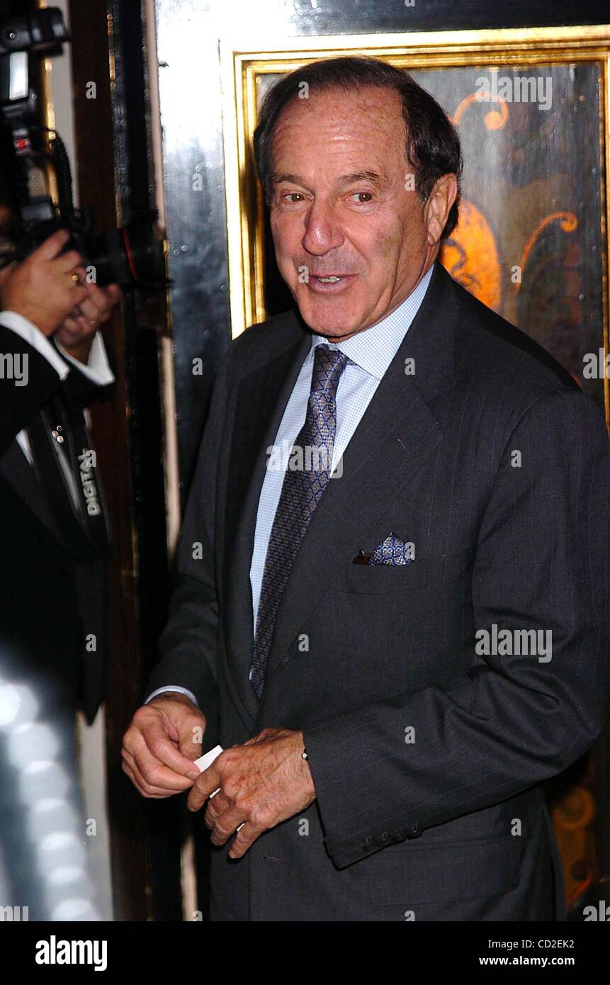 Mort zuckerman hi-res stock photography and images - Alamy