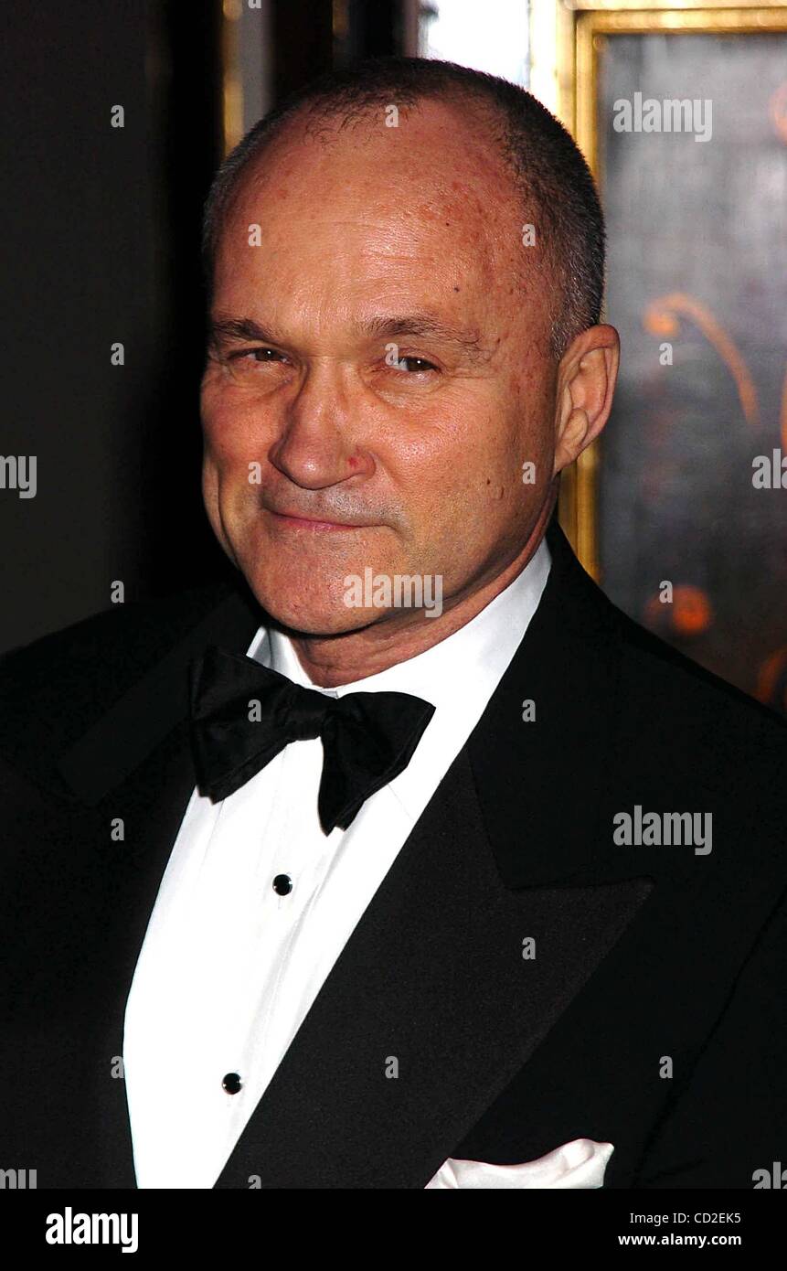 Nov. 3, 2004 - New York, New York, U.S. - K40245JKRON.LIVING LANDMARKS ...