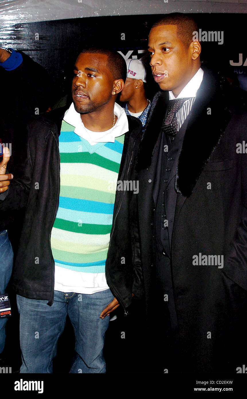 Nov. 4, 2004 - New York, New York, U.S. - K40262JKRON.JAY-Z '' FADE TO ...