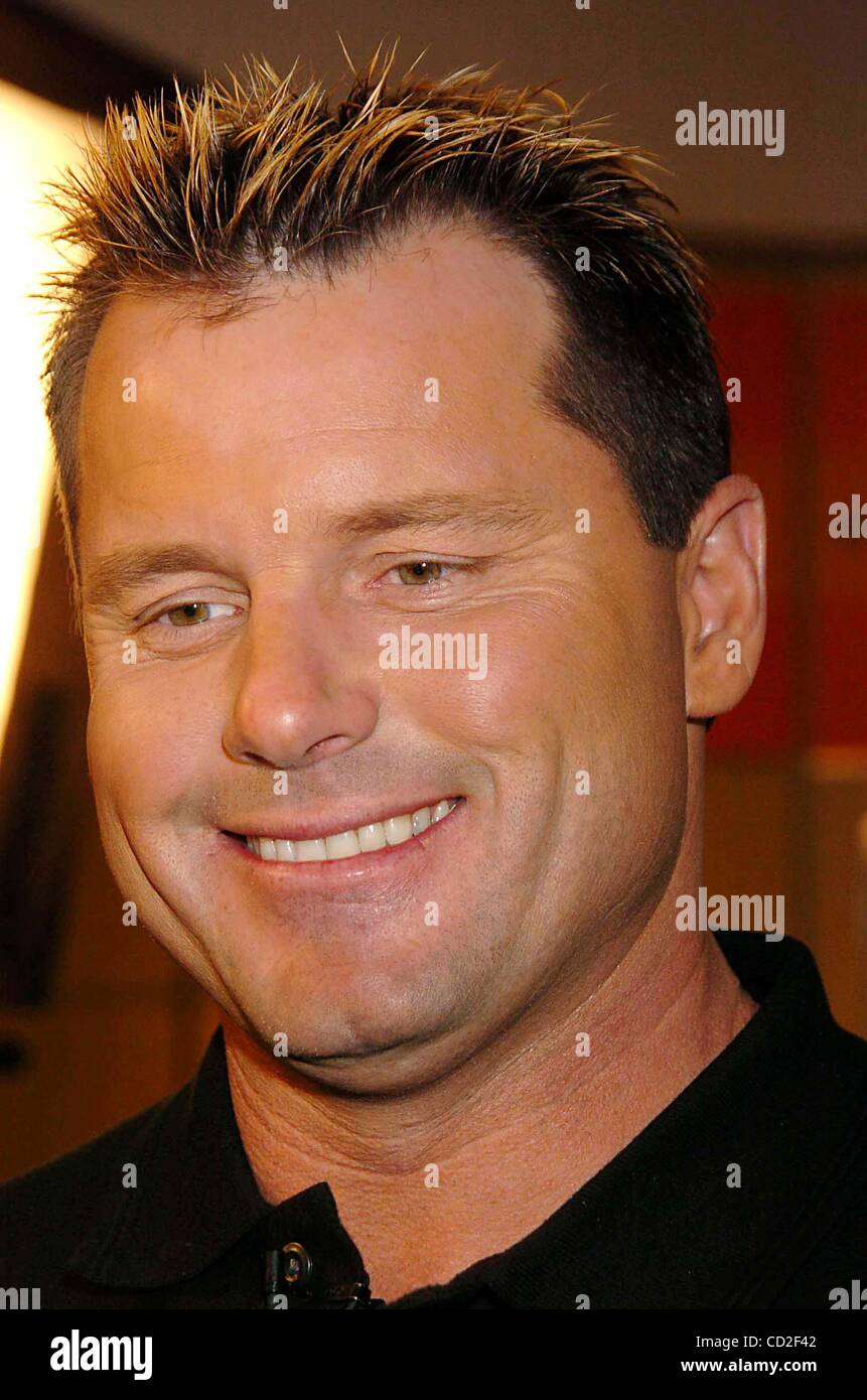 Nov. 18, 2004 - New York, New York, U.S. - K40461JKRON.FORMER YANKEE ...