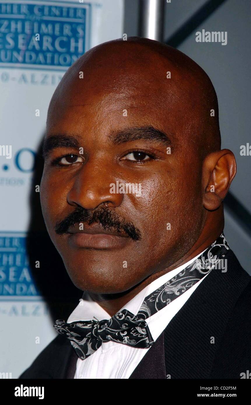 Nov. 22, 2004 - New York, New York, U.S. - K40524JKRON.FISHER CENTER ...