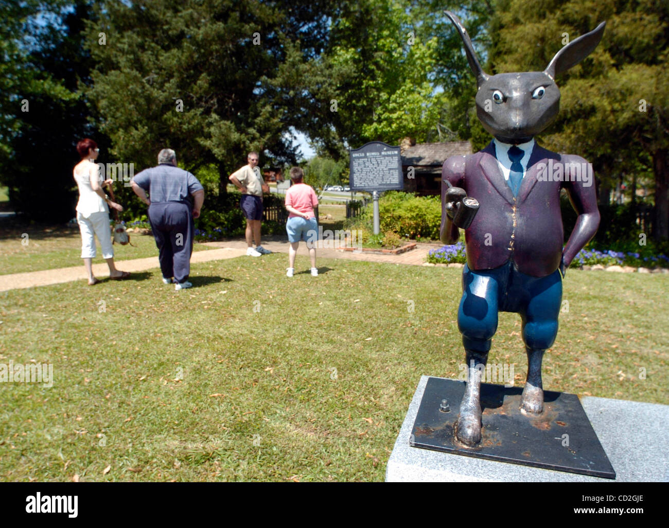 Brer rabbit hi-res stock photography and images - Alamy