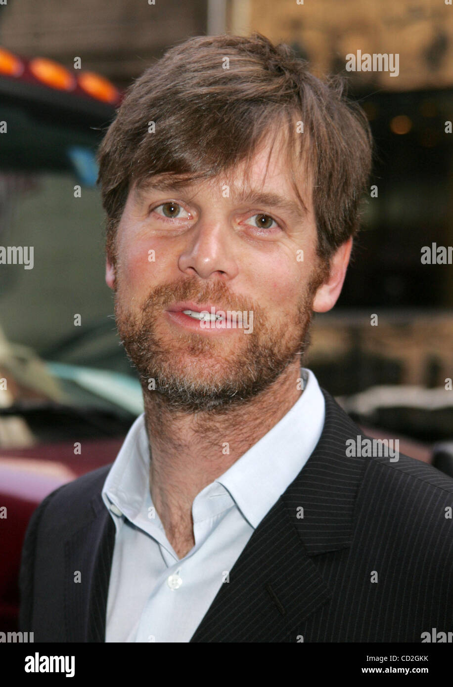 Mar 03, 2008 - New York, NY, USA -Actor PETER KRAUSE arrives for ...