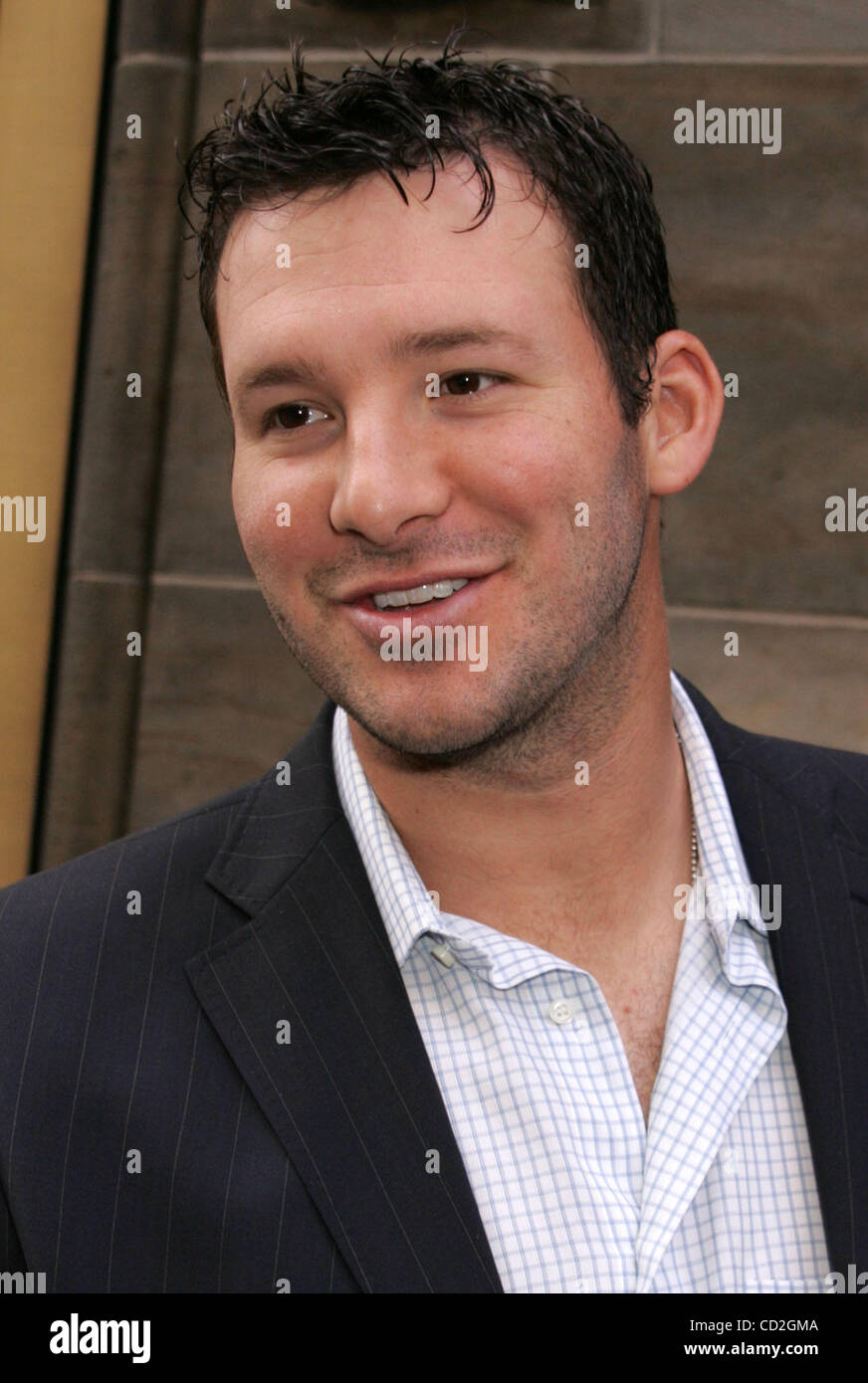 Tony romo 2008 hi-res stock photography and images - Alamy