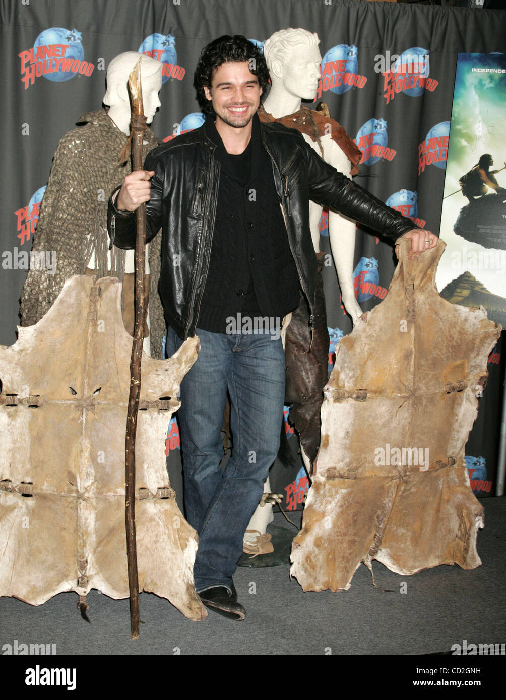 Mar 03, 2008 - New York, NY, USA - Actor STEVEN STRAIT donates '10,000 ...