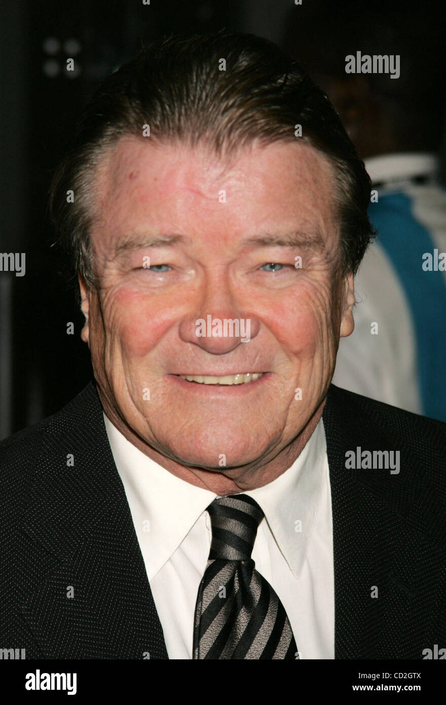 Steve kroft 60 minutes hi-res stock photography and images - Alamy