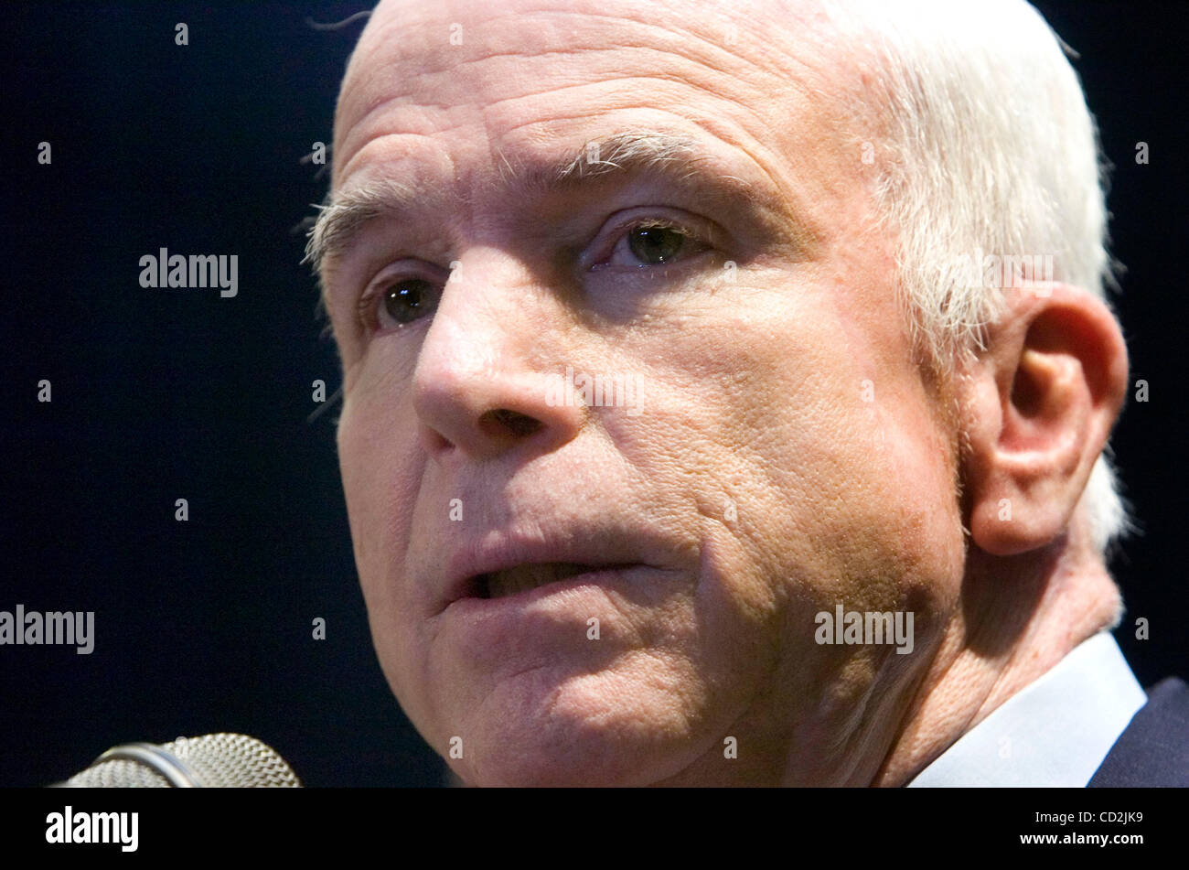Republican presidential hopeful Arizona Senator John McCain ...