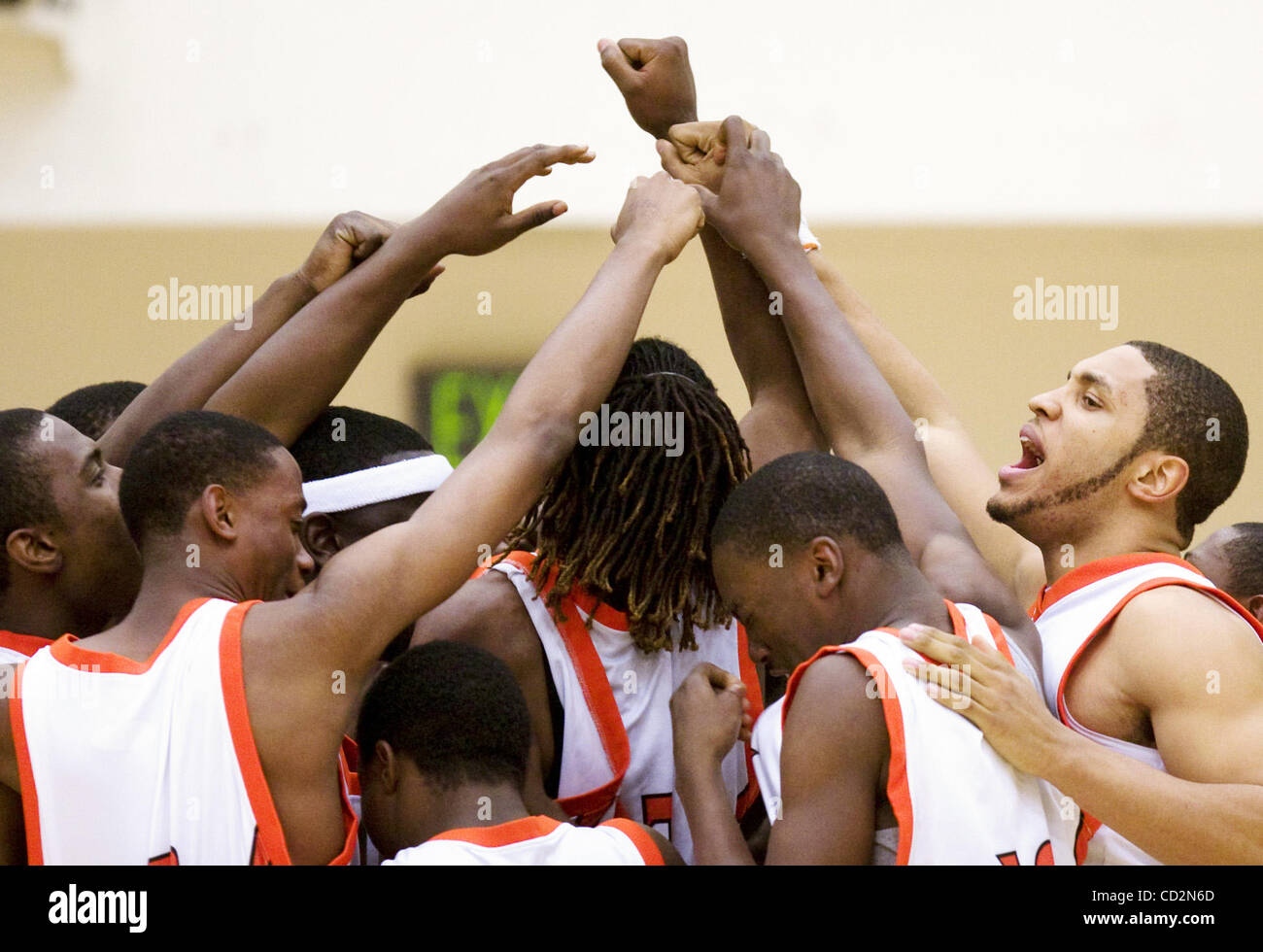 Thursday, March 6, 2008, McClymonds boys basketball team does one last ...
