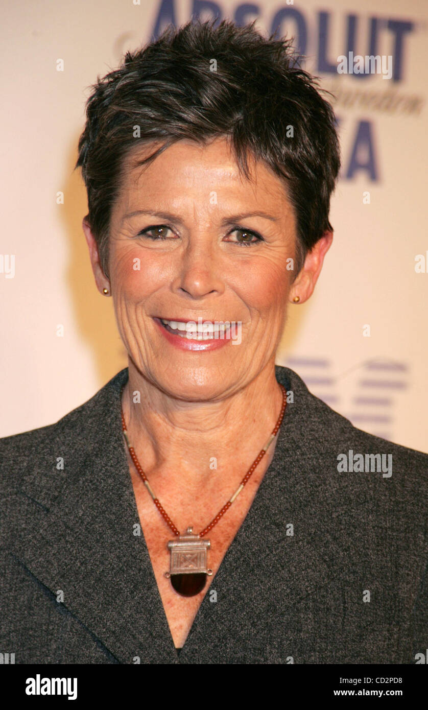 Mar 17, 2008 - New York, NY, USA -Comedian KATE CLINTON at the arrivals ...